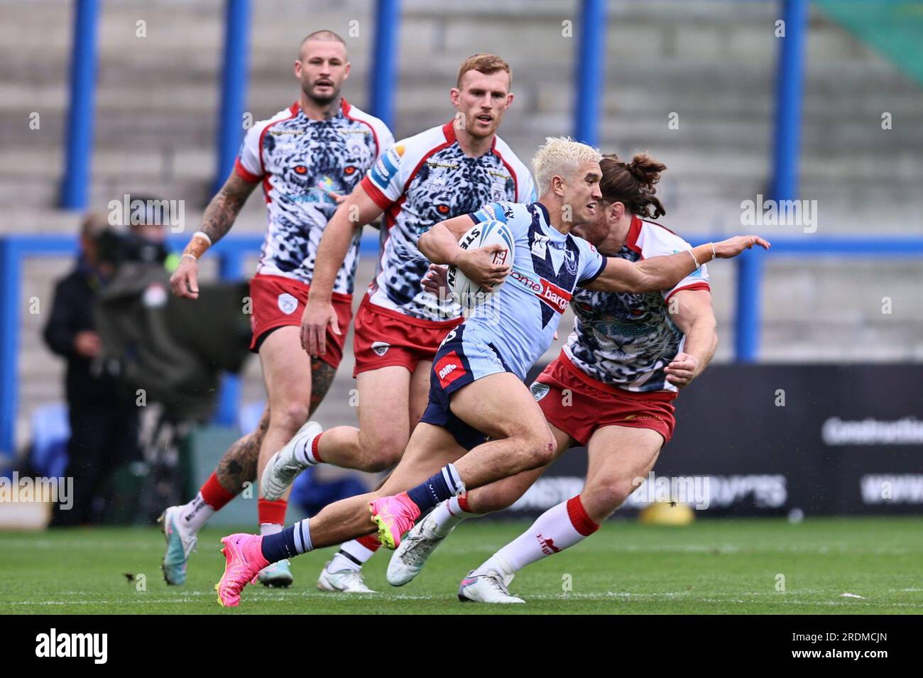 Tee ritson hi-res stock photography and images - Alamy