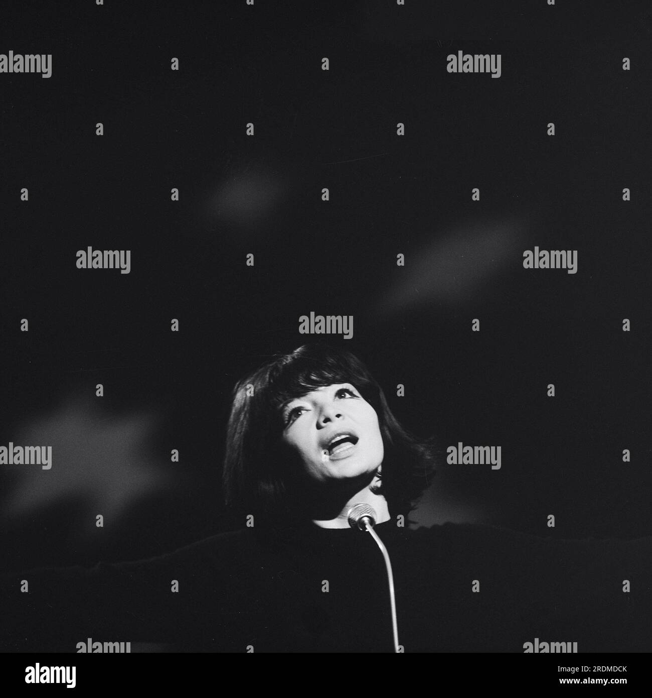 Juliette greco hi-res stock photography and images - Alamy