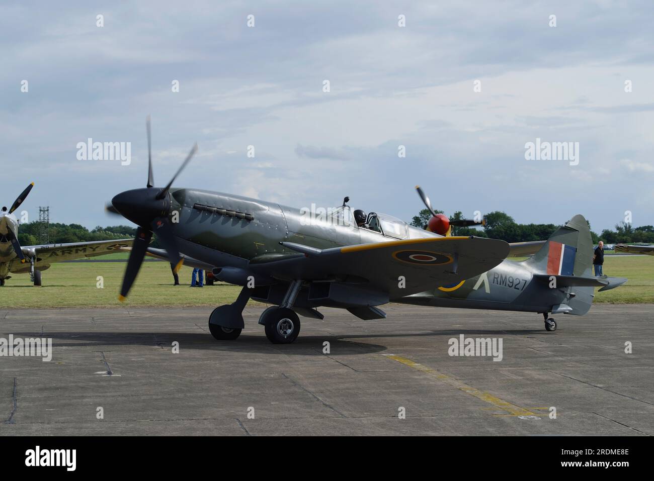 Vickers Supermarine, Spitfire, FRXIVe, RM927, G-SXIV, Flying Legends ...