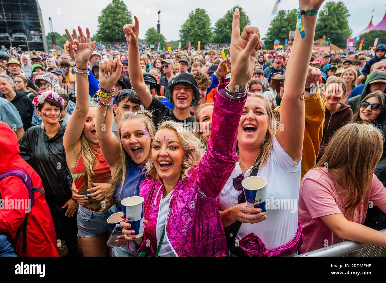 Henham Park, Suffolk, UK. 22nd July, 2023. Fans watch as The Lightning ...