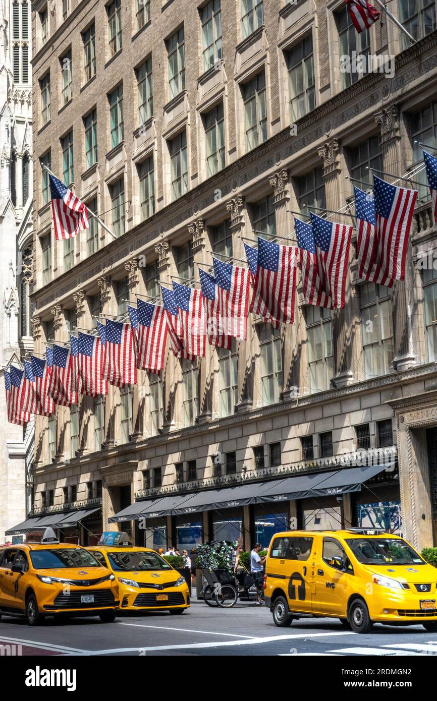 American Flags on facade of Saks Fifth Avenue, New York City , USA 2023 ... American Flags on facade of Saks Fifth Avenue, New York City , USA 2023 ...