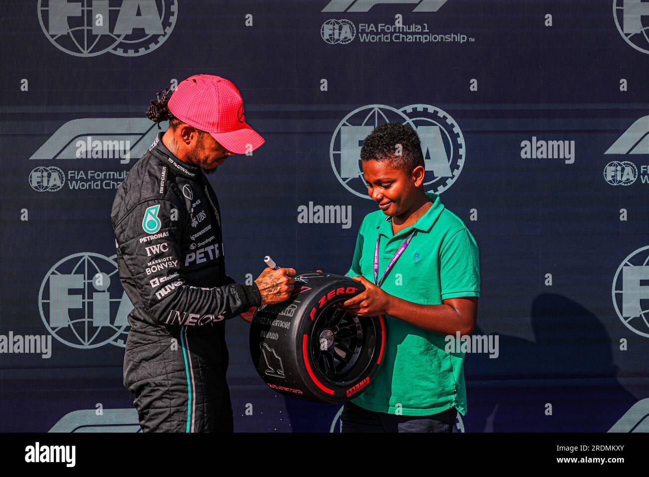 Formula 1 world championship trophy hi-res stock photography and images ...