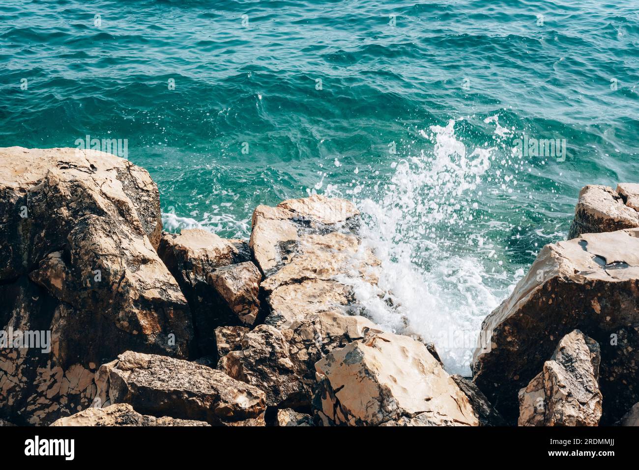 Rocky shore splashing sea water hi-res stock photography and images - Alamy