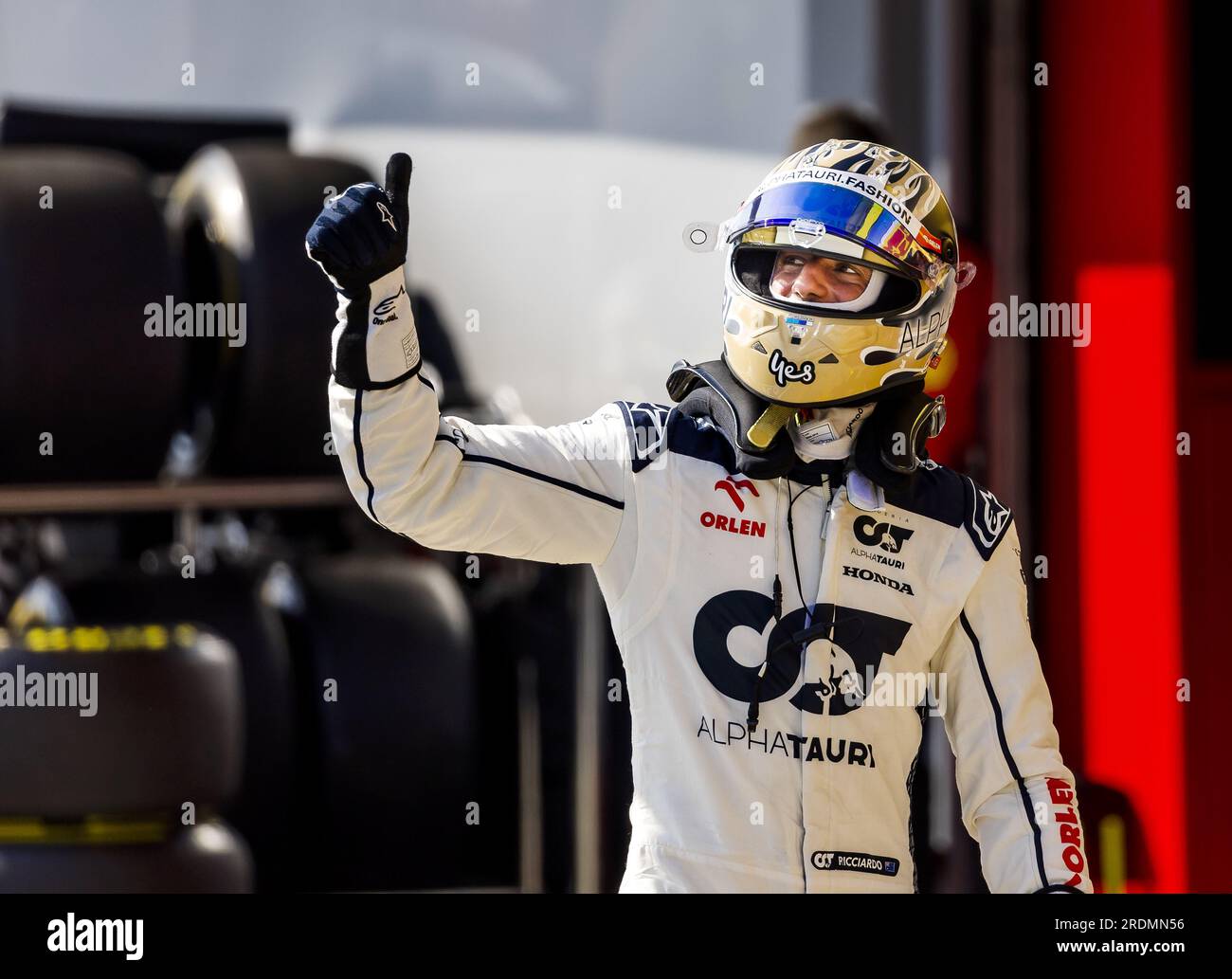 Hung aroring circuit hi-res stock photography and images - Alamy