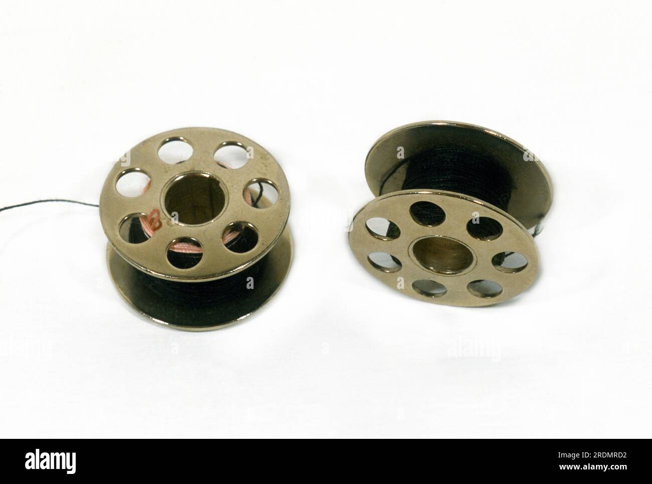 Black sewing machine hi-res stock photography and images - Alamy