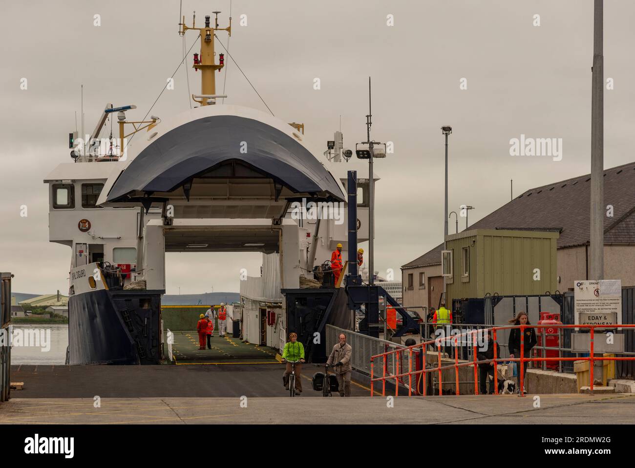 Bow door inter island ferryboat hi-res stock photography and images - Alamy