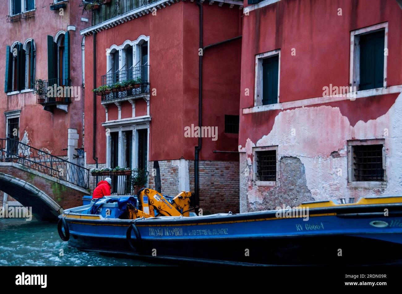 Ponte Rosso in Venice, Italy Stock Photo - Alamy