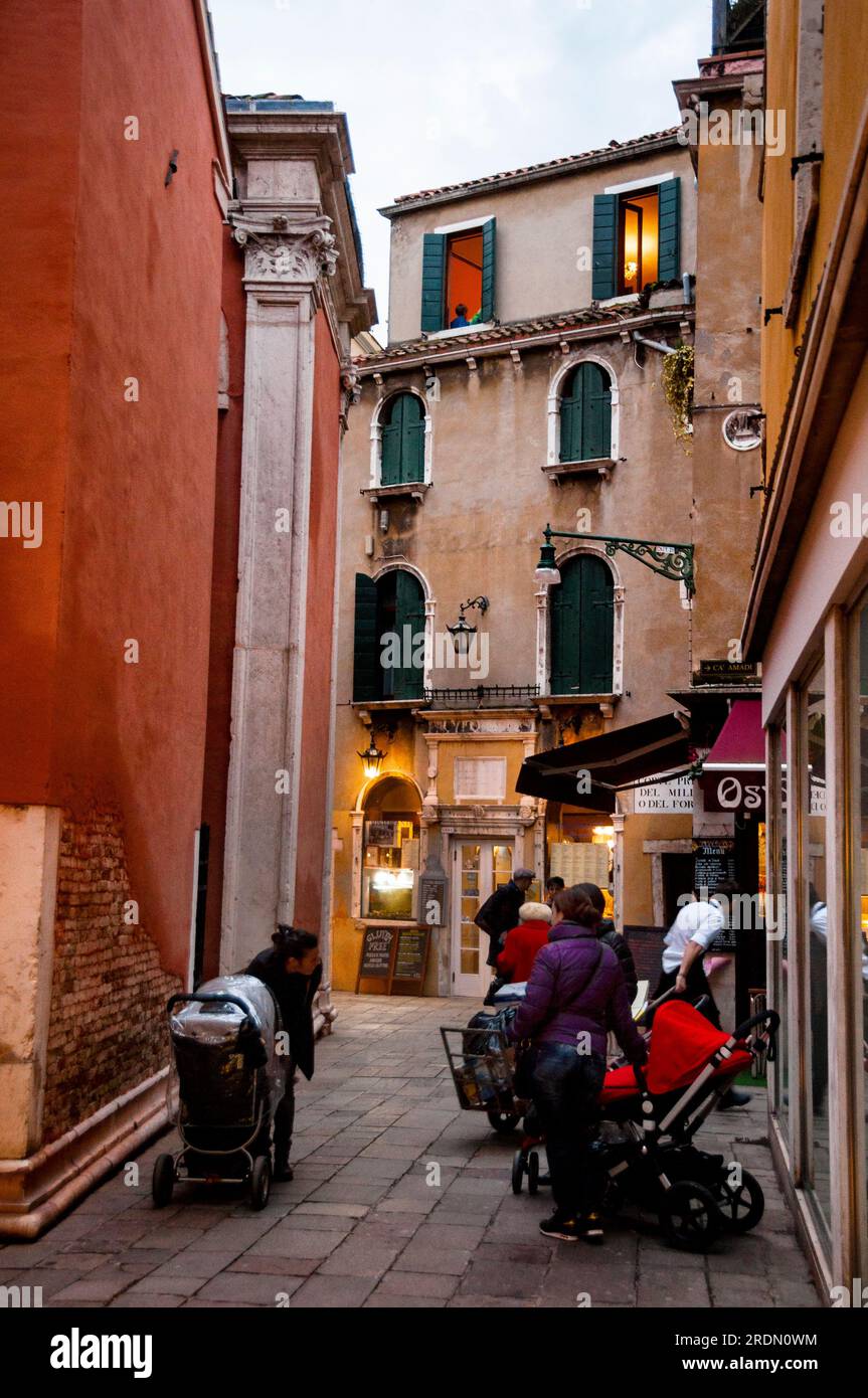 Renaissance architecture in Venice, Italy Stock Photo - Alamy
