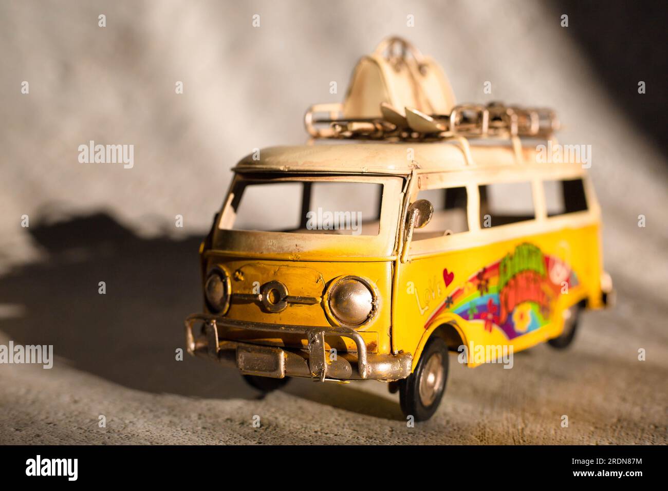 Retro travel vibes hi-res stock photography and images - Alamy