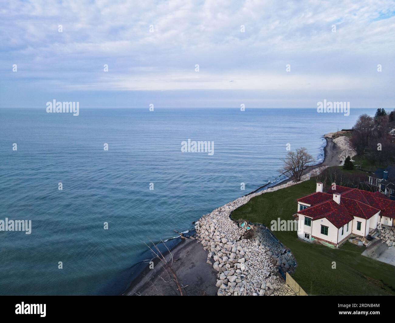 Home on shore big hi-res stock photography and images - Alamy