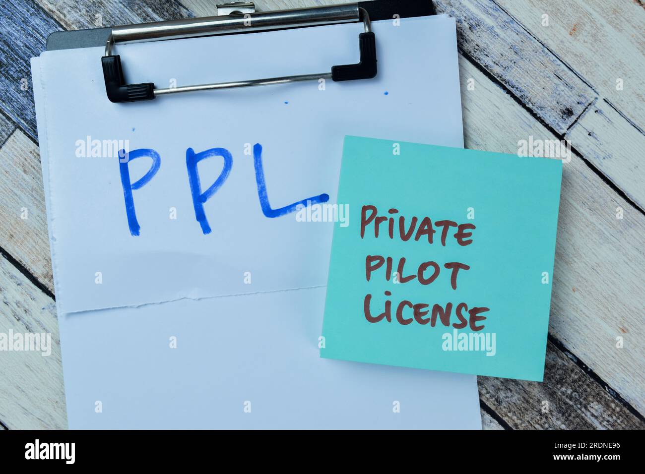 Calculate checklist hi-res stock photography and images - Alamy