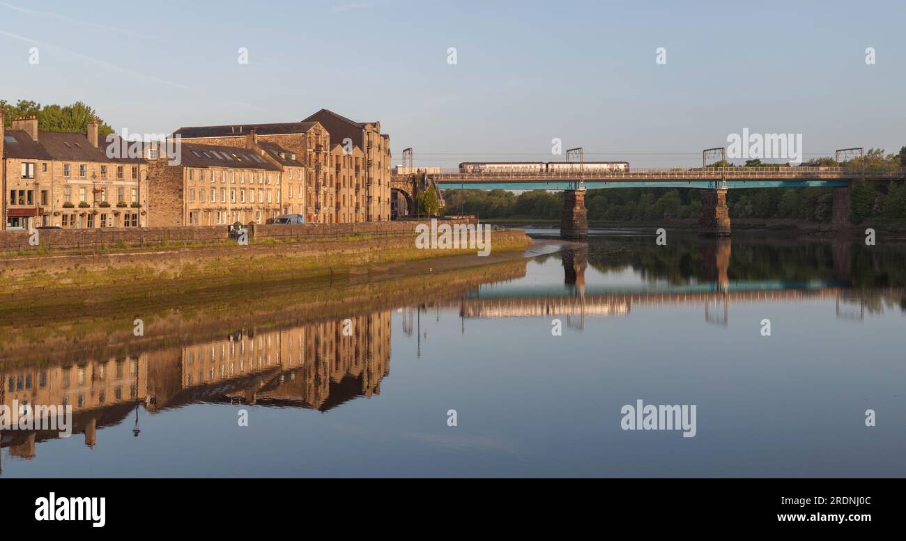 Northern Rail class 156 sprinter train crossing Carlisle Bridge ...