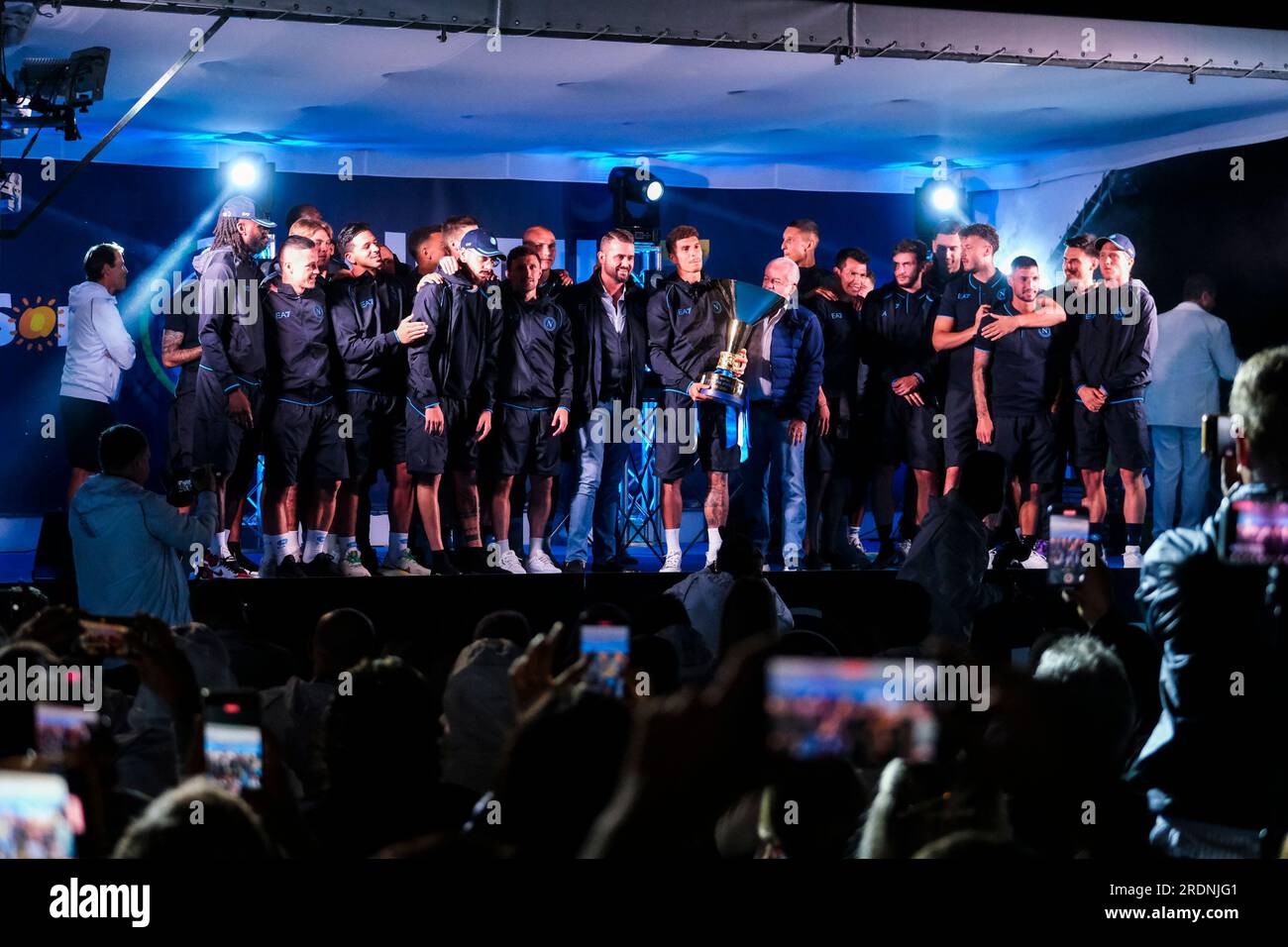 La ssc napoli alza lo scudetto during SSC Napoli's official ...