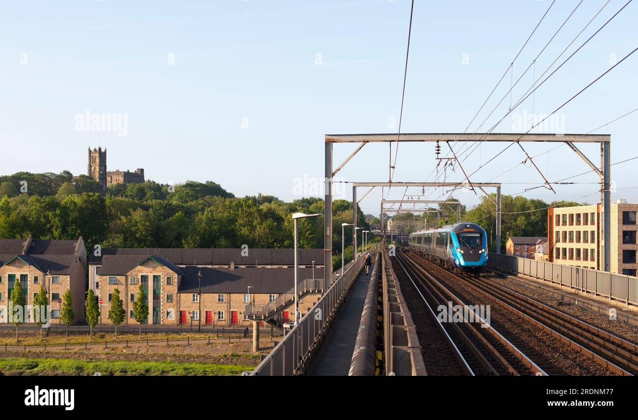 Transpennine train viaduct hi-res stock photography and images - Alamy