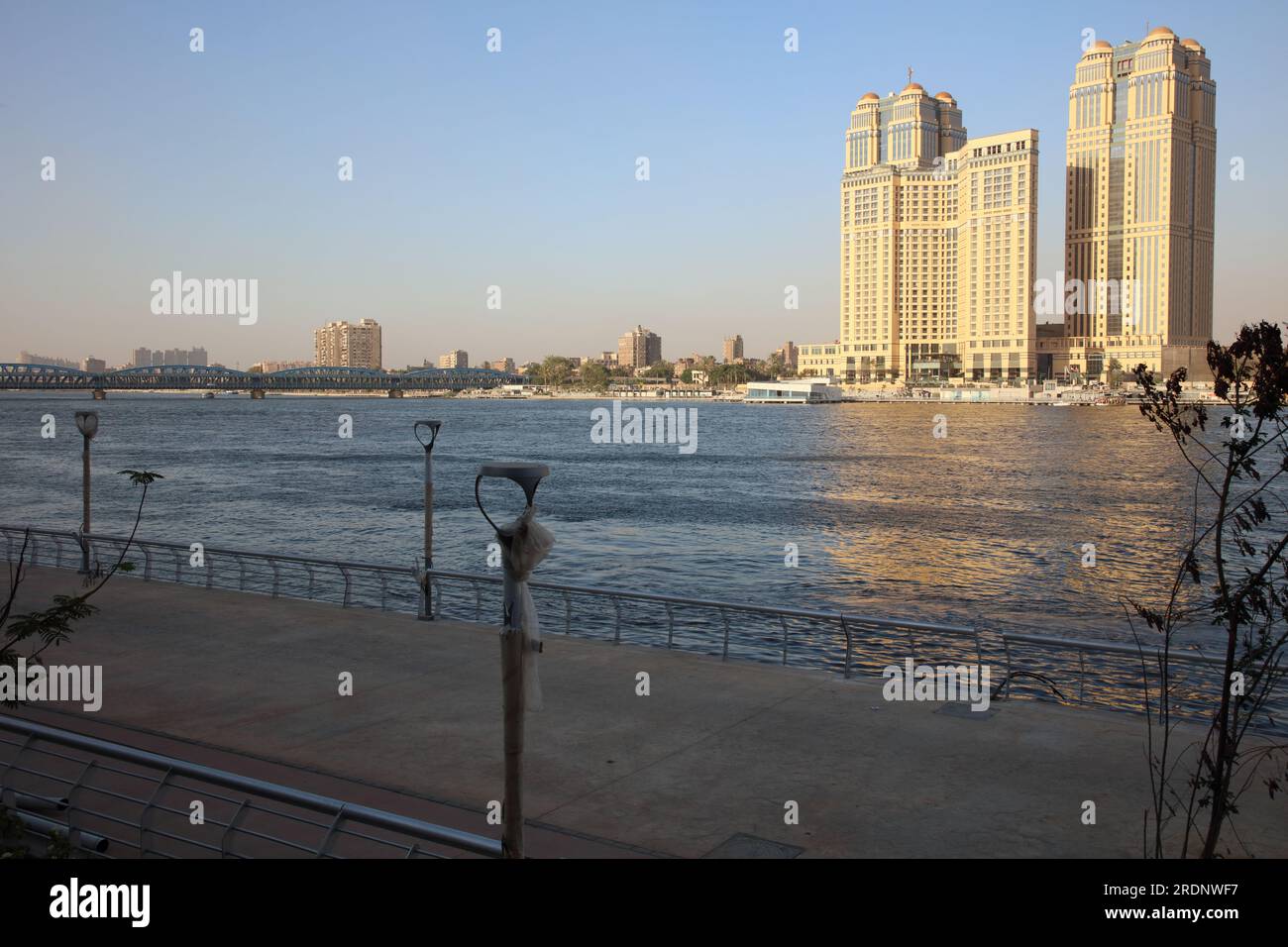 Zamalek hi-res stock photography and images - Alamy