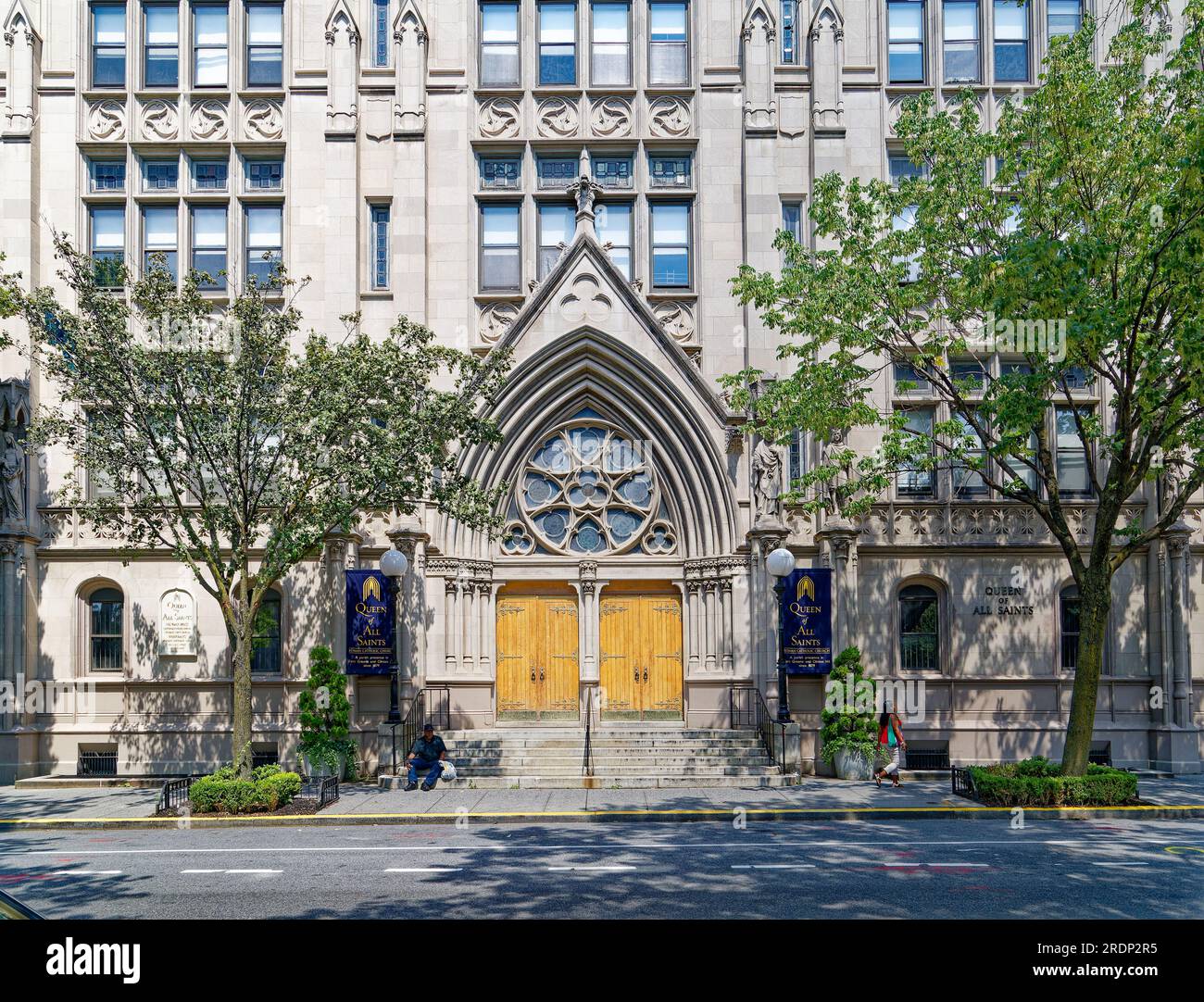 Fort Greene Historic District: 300 Vanderbilt Avenue, Queen of All ...