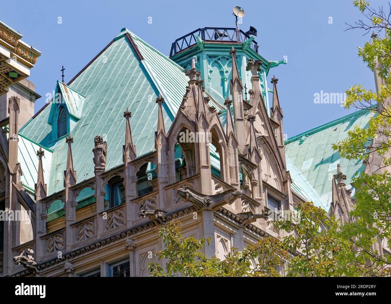 Fort Greene Historic District: Detail of 300 Vanderbilt Avenue, Queen ...