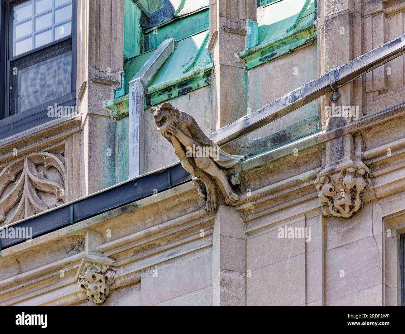 Fort Greene Historic District: Detail of 300 Vanderbilt Avenue, Queen ...