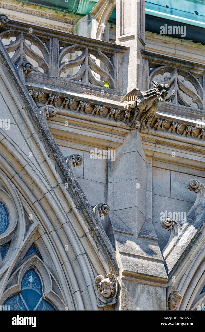 Queen of all saints roman catholic church hi-res stock photography and ...