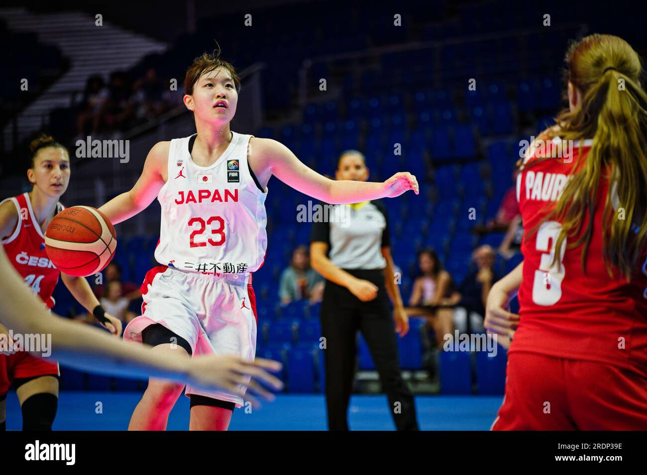 Japan womens basketball team hi-res stock photography and images - Alamy