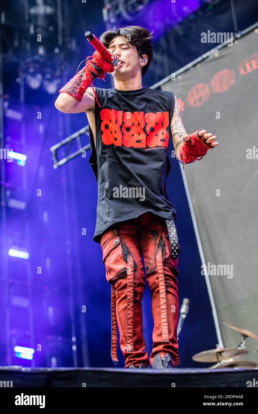 One Ok Rock Taka Cute