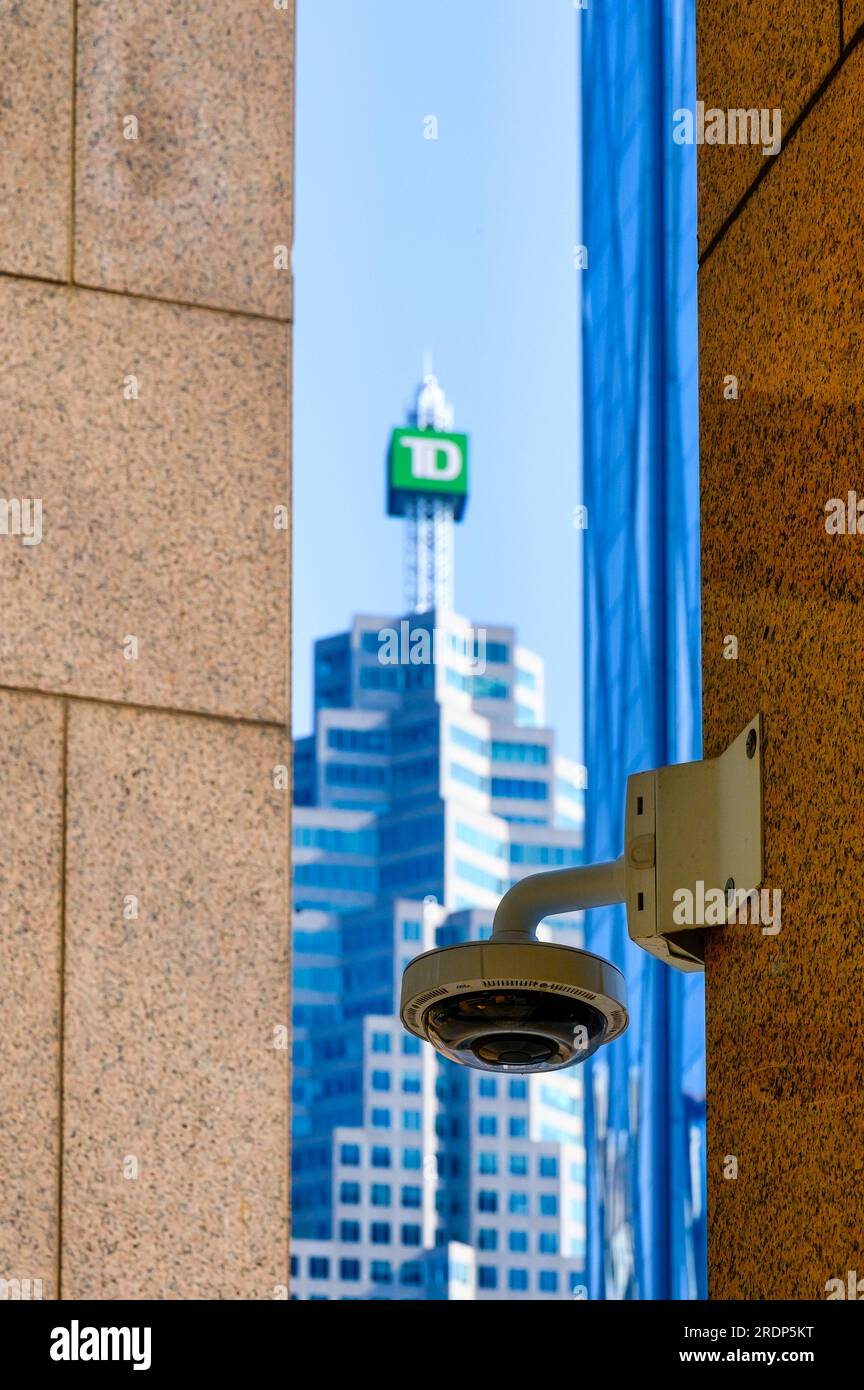 Column protection hi-res stock photography and images - Alamy