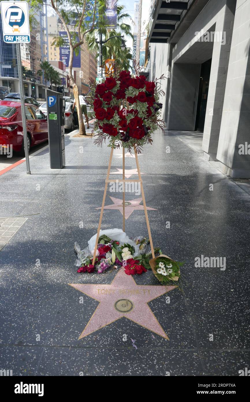 Hollywood, California, USA 22nd July 2023 Flowers on Singer Tony ...