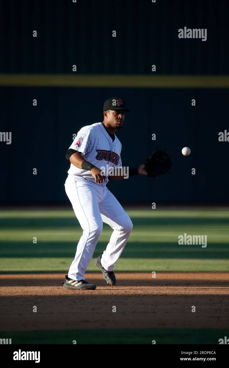 Cam Williams (15) of the Inland Empire 66ers in the field against the ...