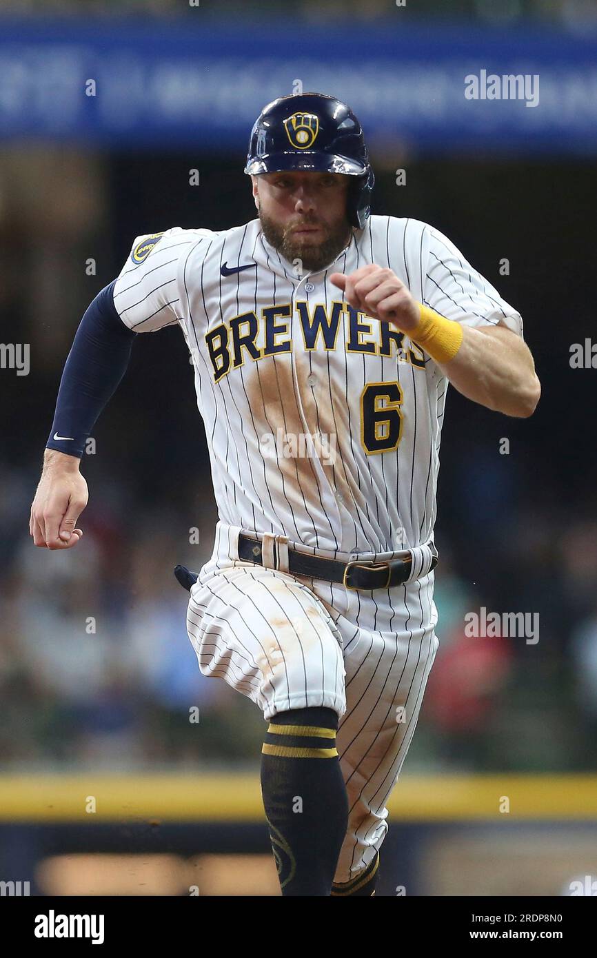 MILWAUKEE, WI - JULY 22: Milwaukee Brewers second baseman Owen Miller ...