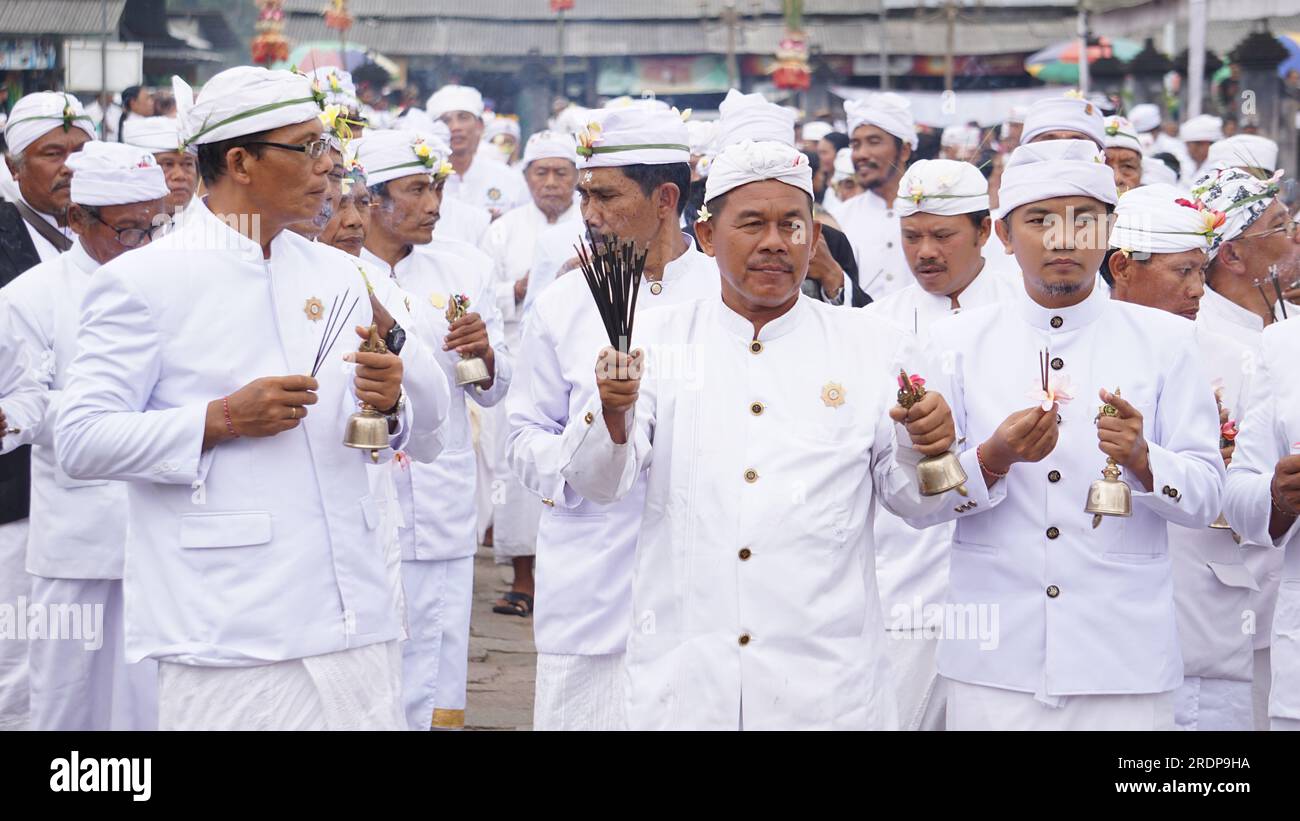 The procession of the Wedar Hayuning Penataran. This ceremony is held ...