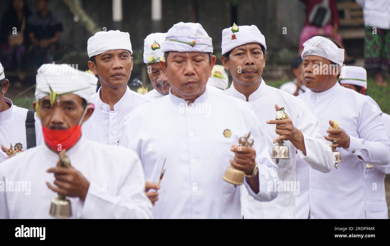 The procession of the Wedar Hayuning Penataran. This ceremony is held ...