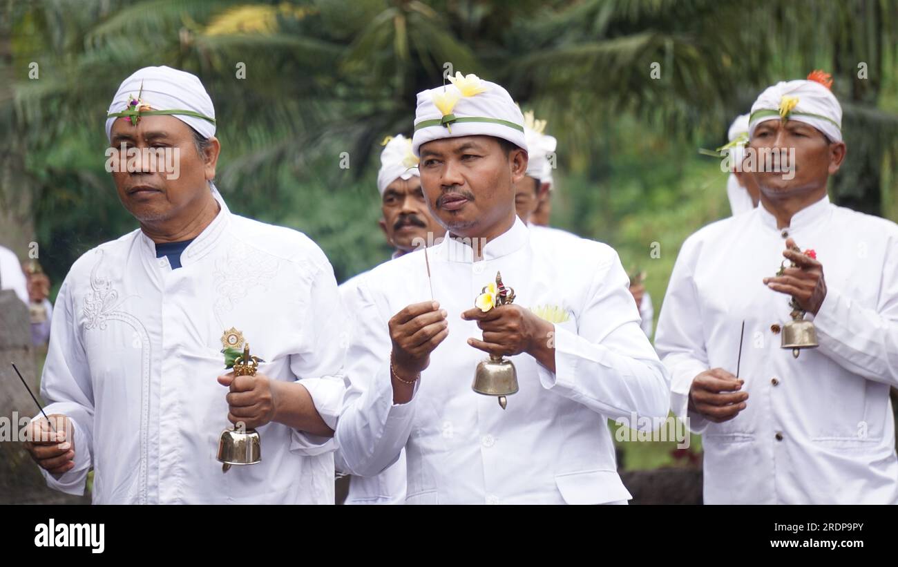 The procession of the Wedar Hayuning Penataran. This ceremony is held ...