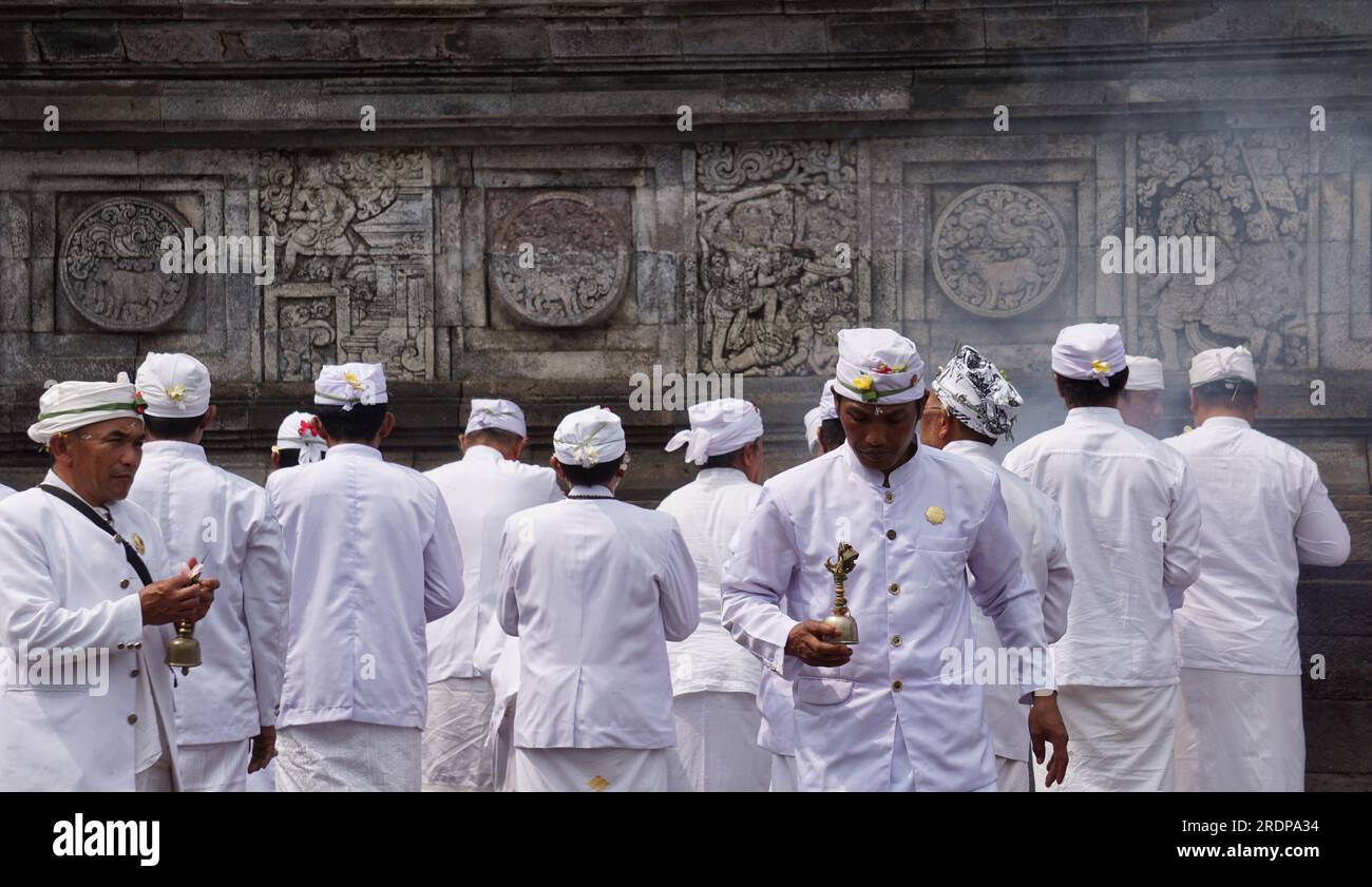 The procession of the Wedar Hayuning Penataran. This ceremony is held ...