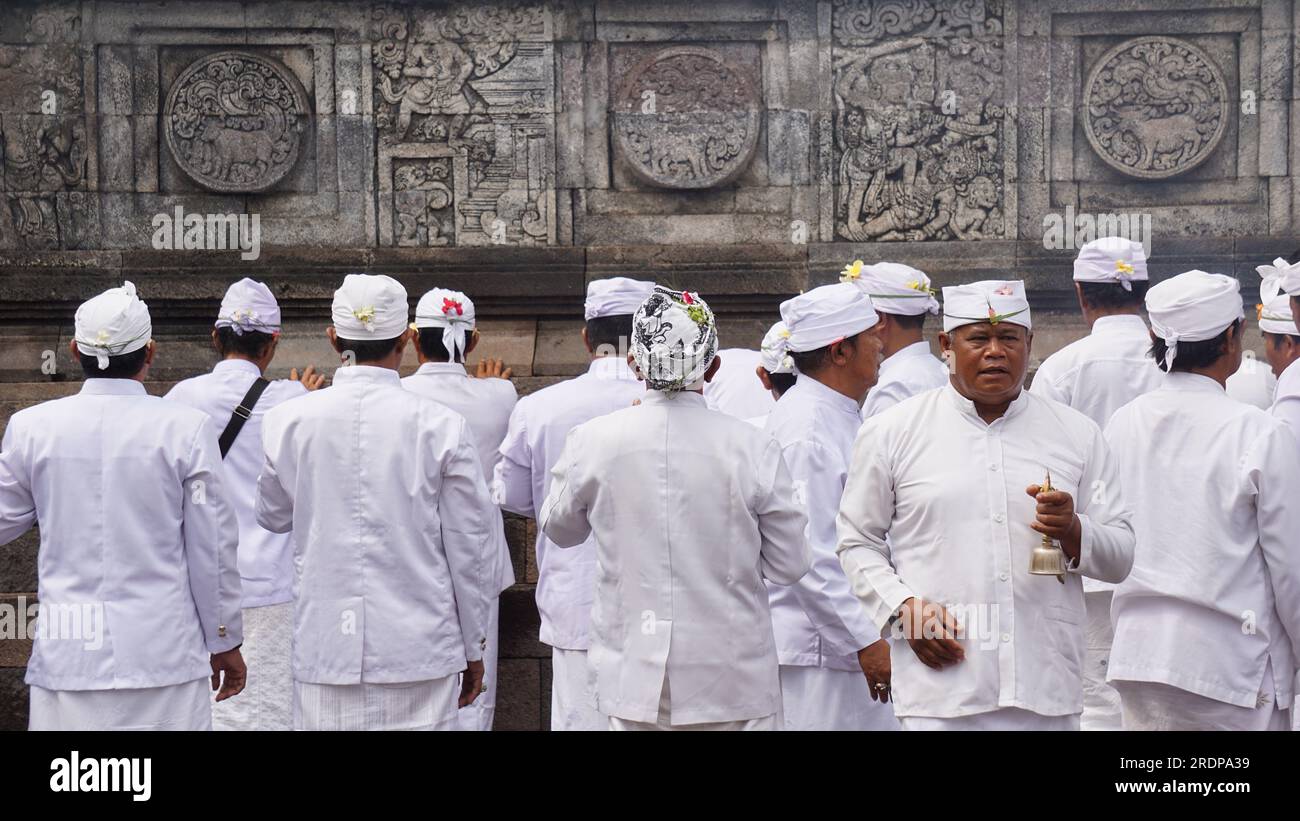 The procession of the Wedar Hayuning Penataran. This ceremony is held ...
