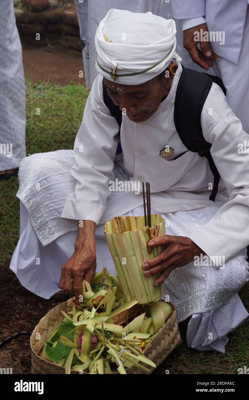 The procession of the Wedar Hayuning Penataran. This ceremony is held ...