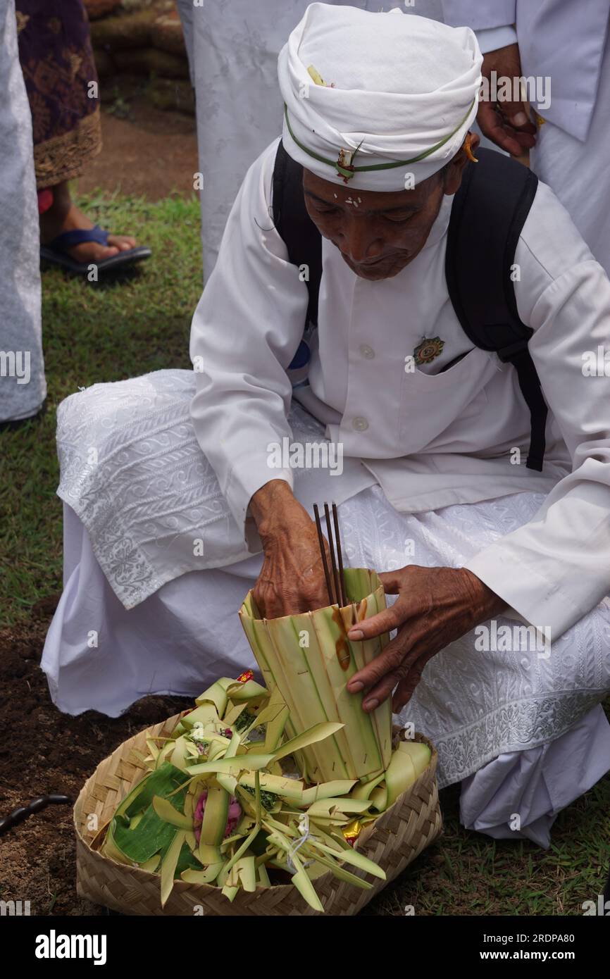 The procession of the Wedar Hayuning Penataran. This ceremony is held ...