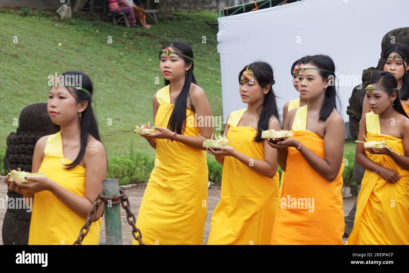 The procession of the Wedar Hayuning Penataran. This ceremony is held ...
