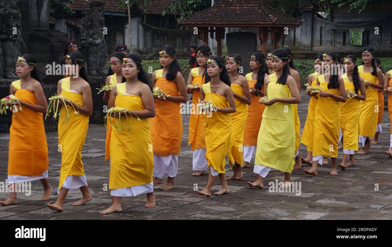 The procession of the Wedar Hayuning Penataran. This ceremony is held ...