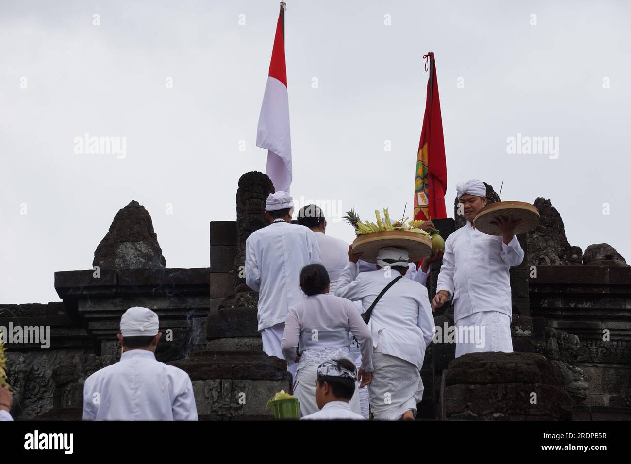 The procession of the Wedar Hayuning Penataran. This ceremony is held ...