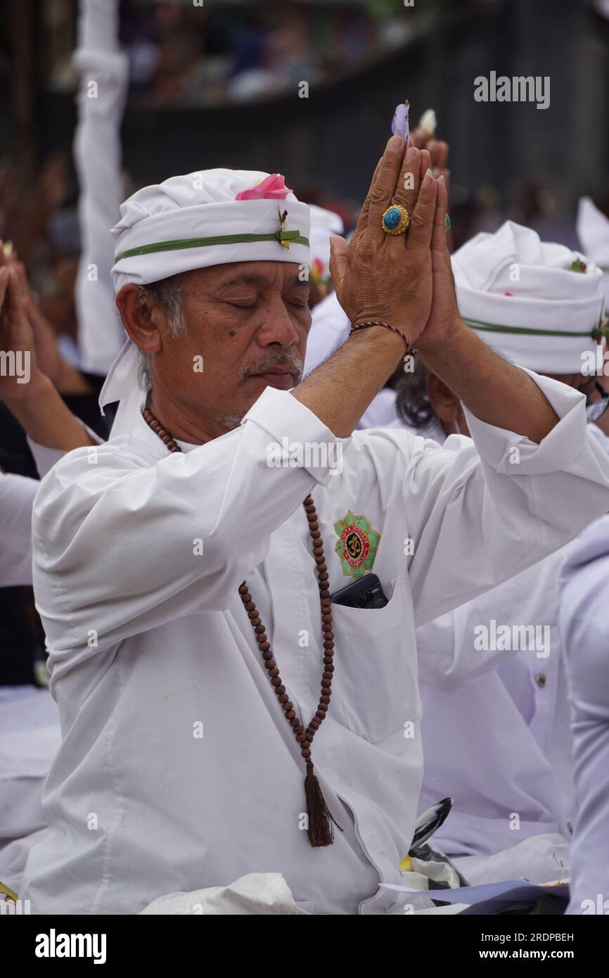 The procession of the Wedar Hayuning Penataran. This ceremony is held ...