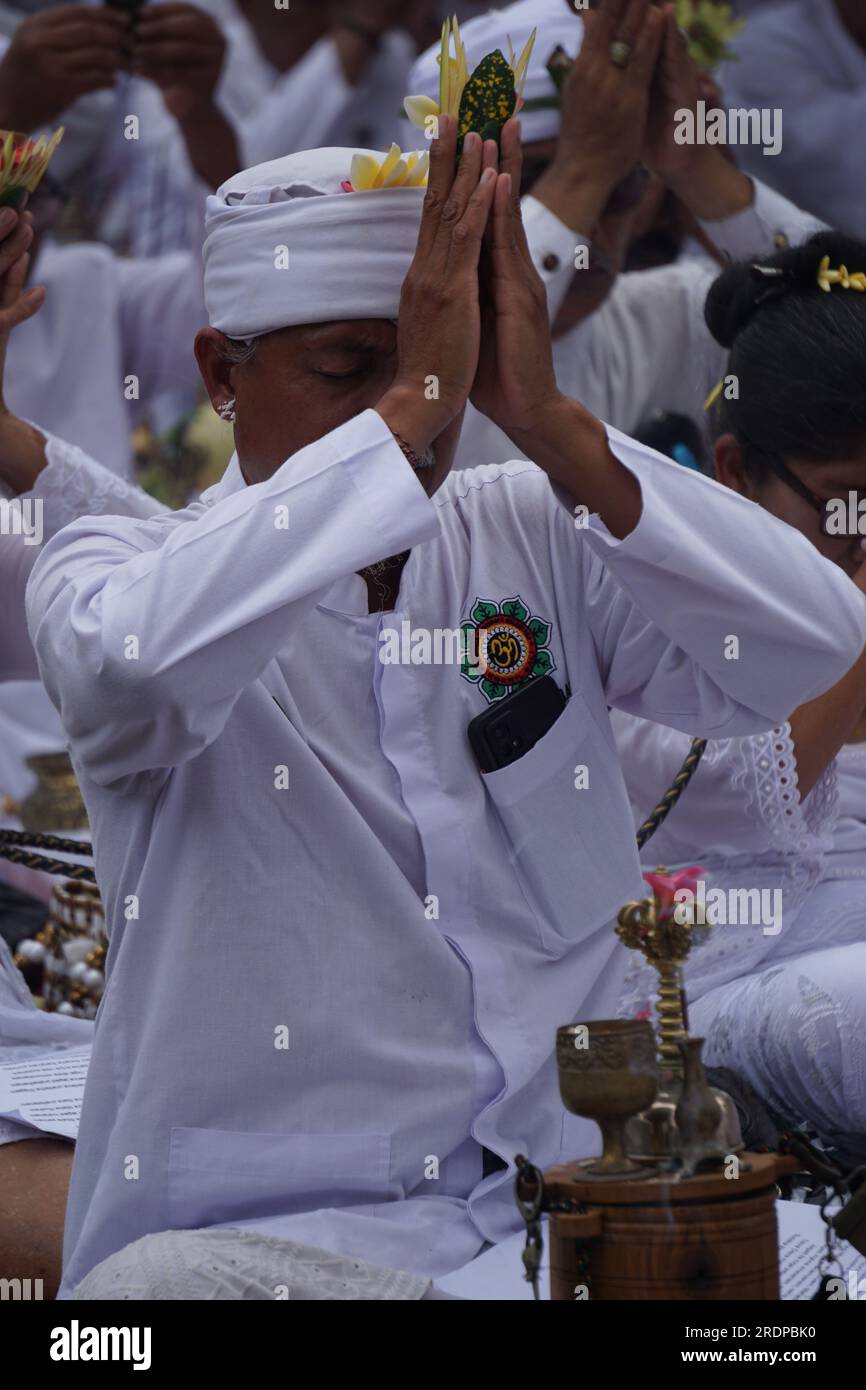 The procession of the Wedar Hayuning Penataran. This ceremony is held ...