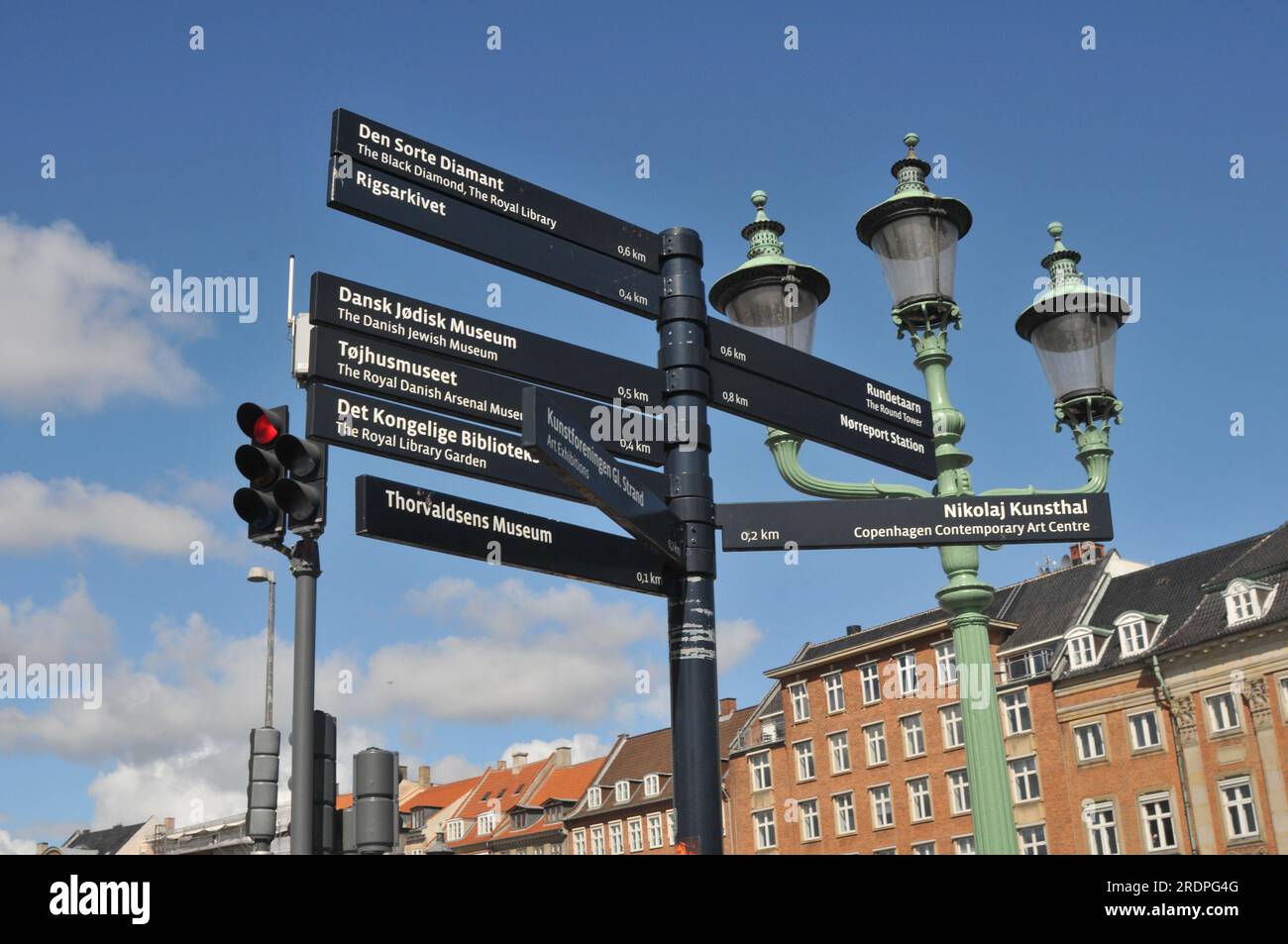 22 July 2023/ Classic old street lamps and street name information site ...