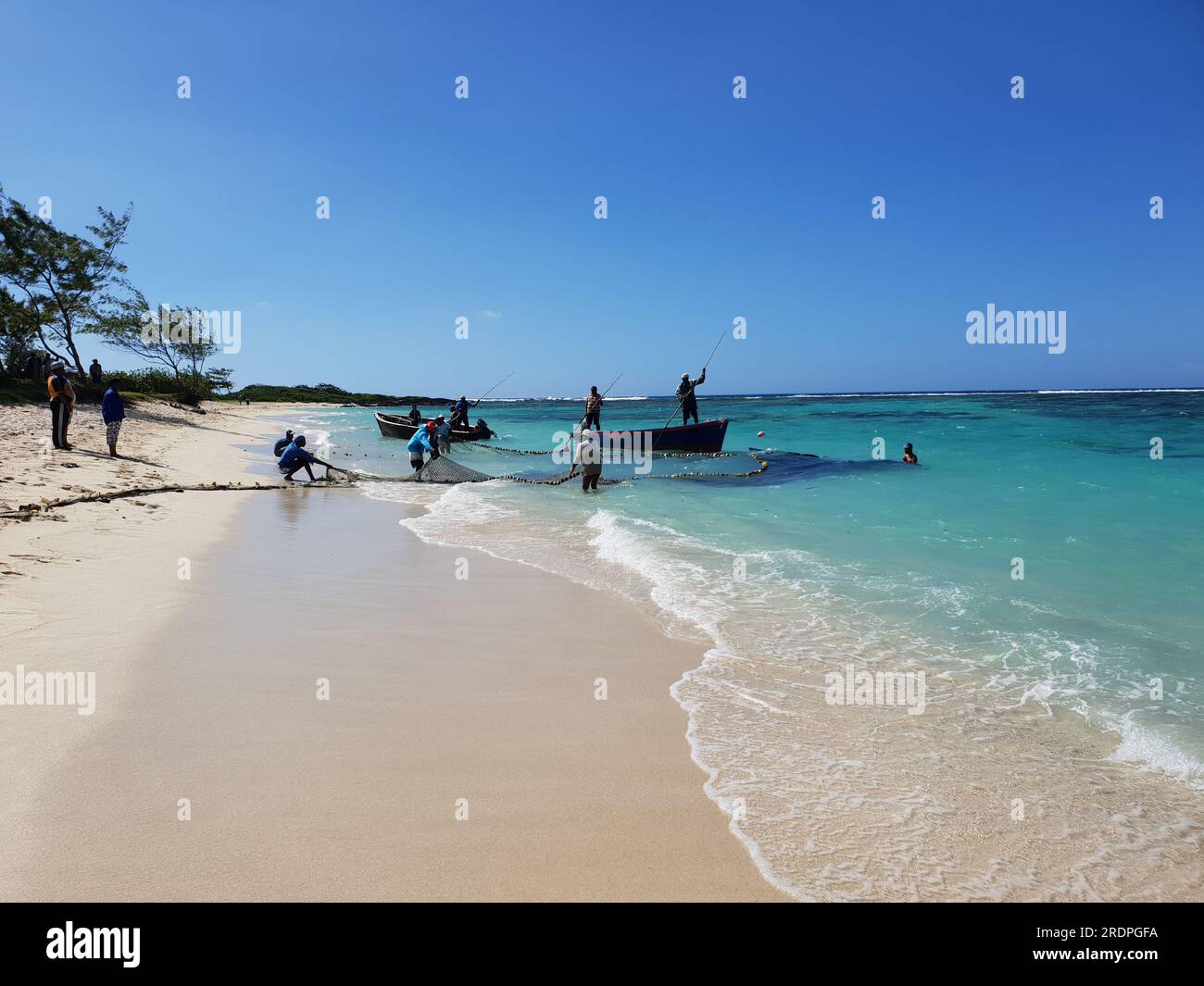 Majestic Mauritius Beachscape - Captivating sunrise over the sea ...