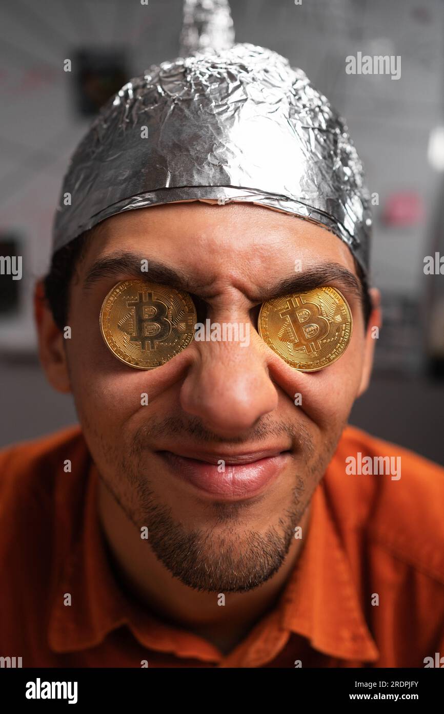 Fake brain hi-res stock photography and images - Alamy