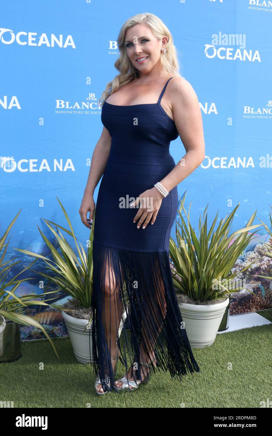 LOS ANGELES - JUL 22: June Diane Raphael at the 16th Annual SeaChange ...