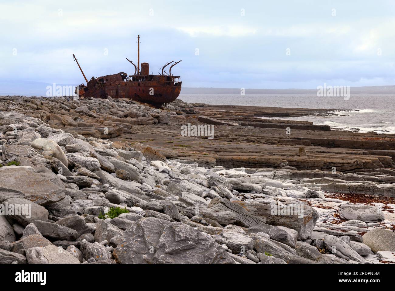 Ship wreck on aran islands hi-res stock photography and images - Alamy