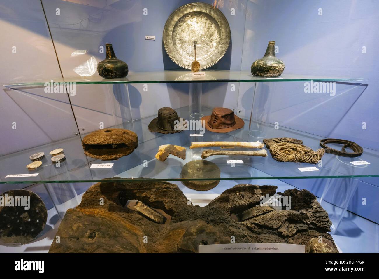 Interior of shipwreck museum hi-res stock photography and images - Alamy