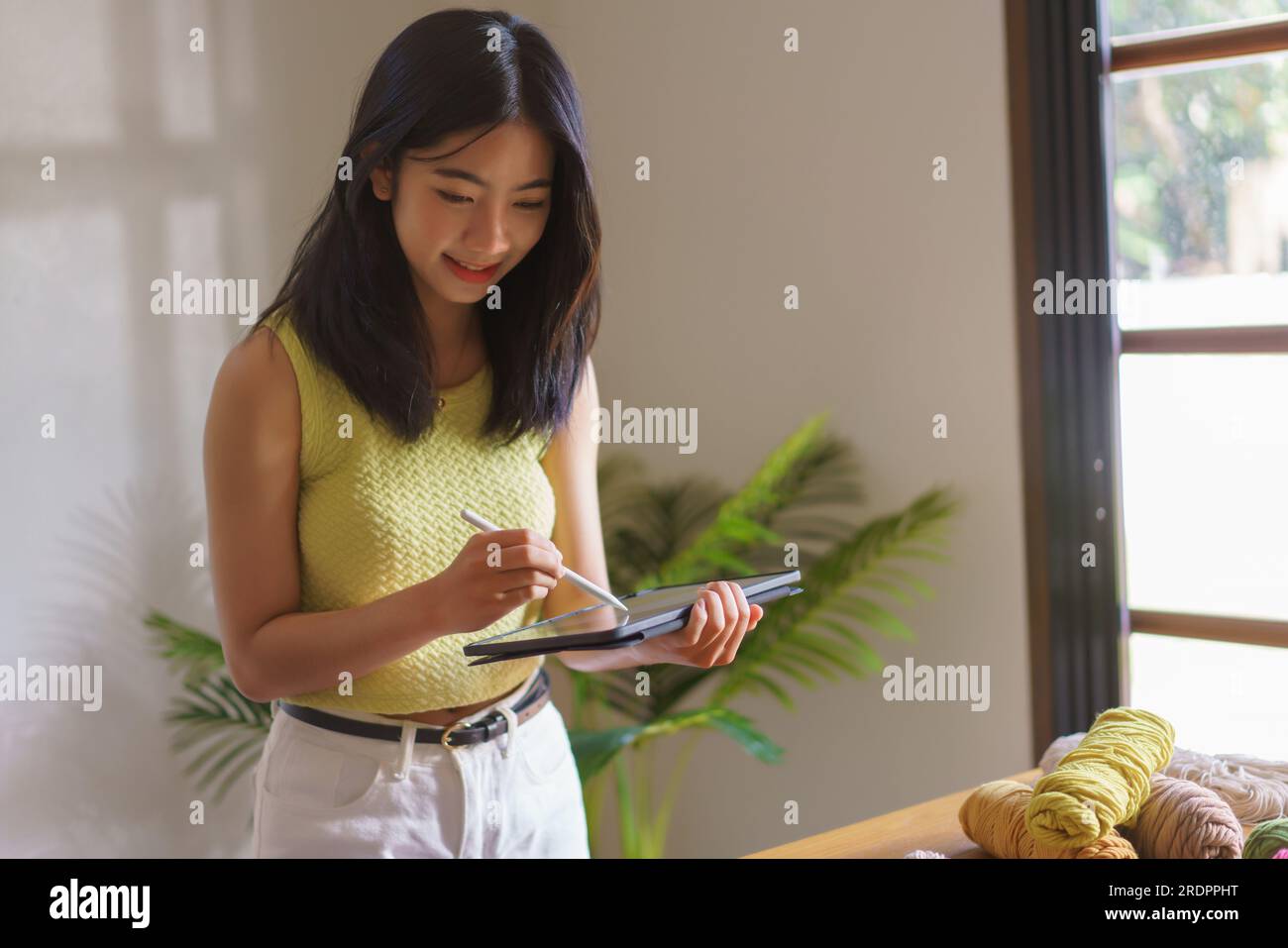 Hand embroidery concept, Women sketches to designing for handicraft ...