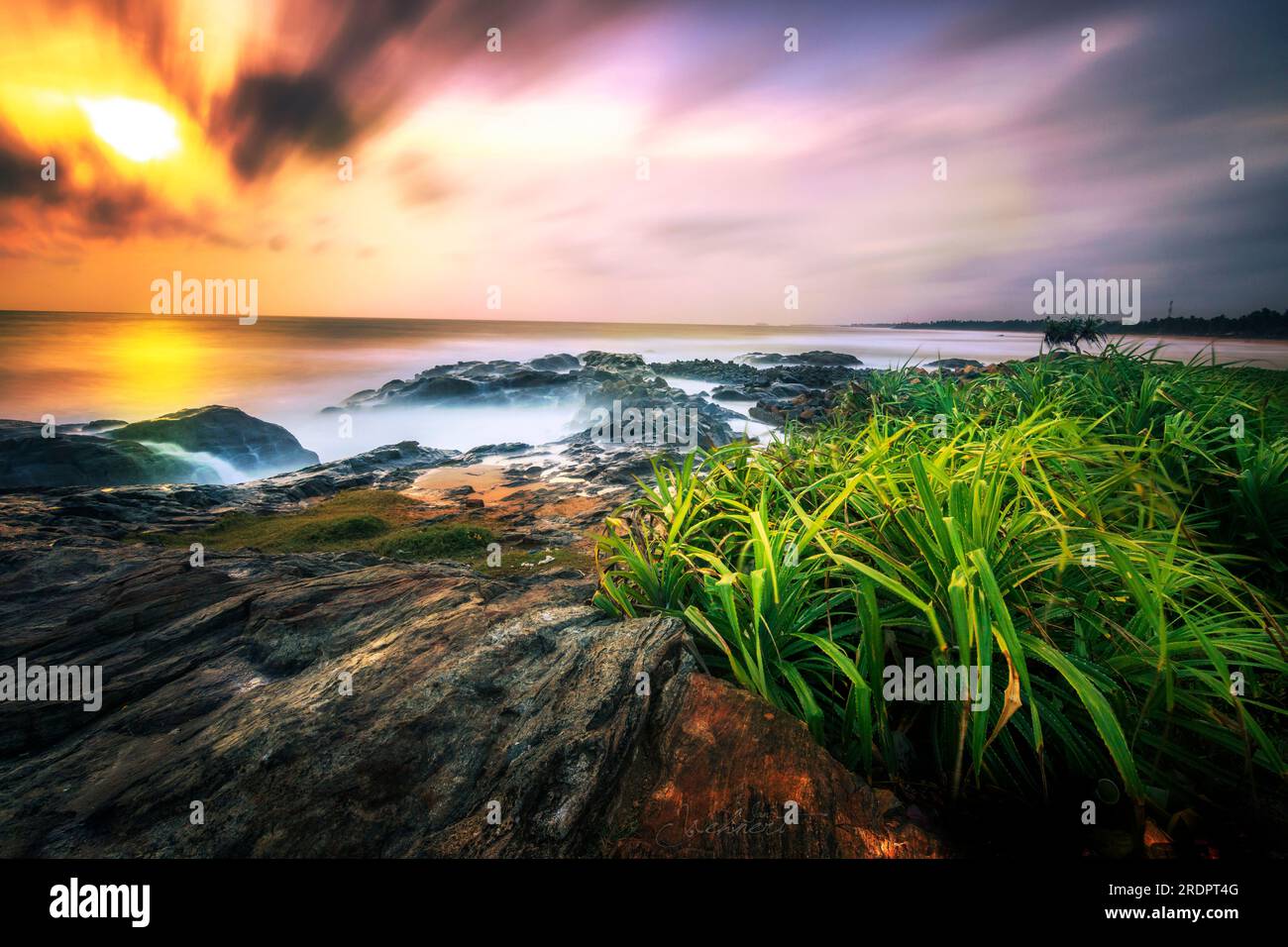 Sri Lanka on the beach. beautiful photo of the sea at sunset with lots ...