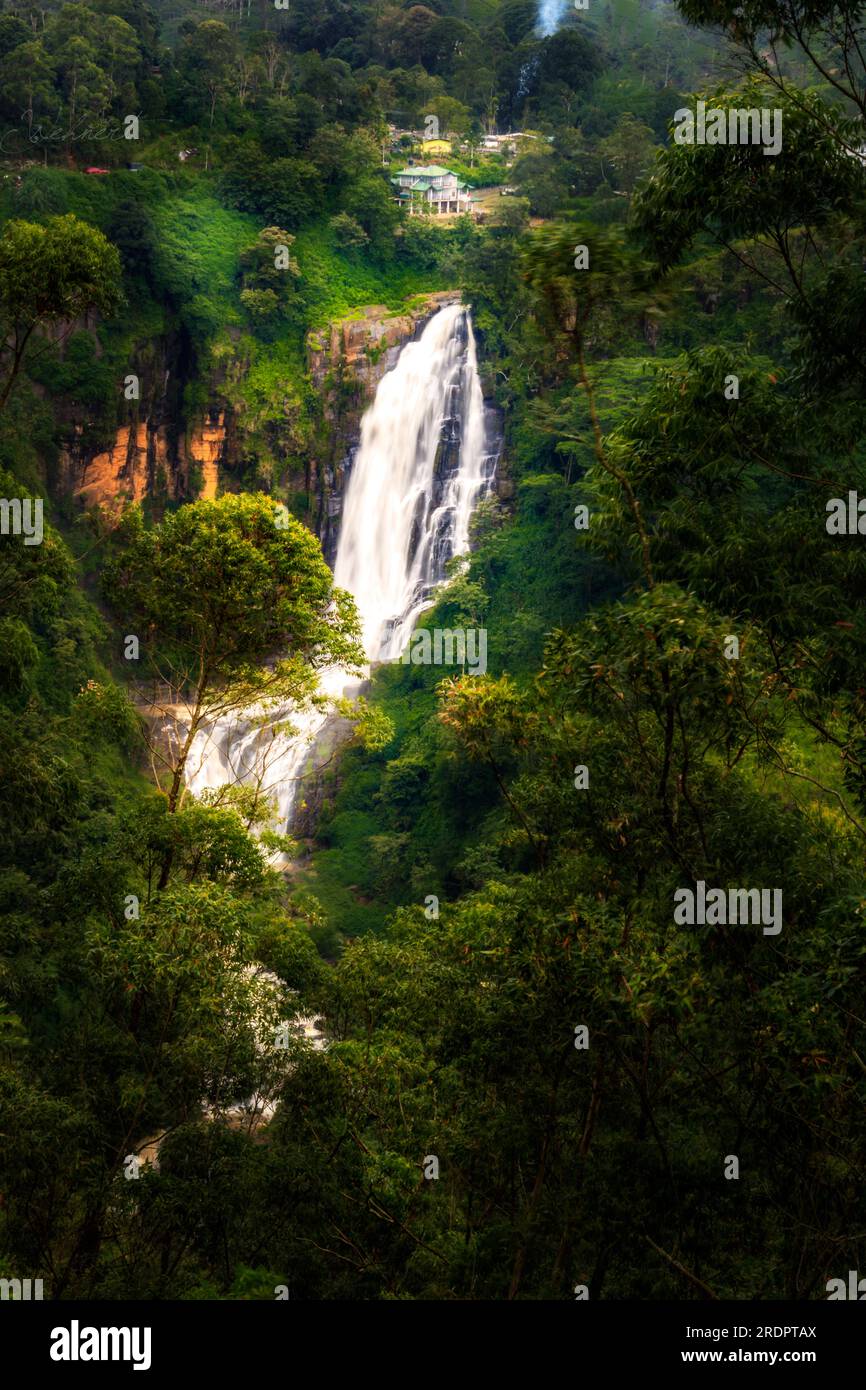 Sri Lanka Kandy train ride. This route over the mountains of Sri Lanka ...